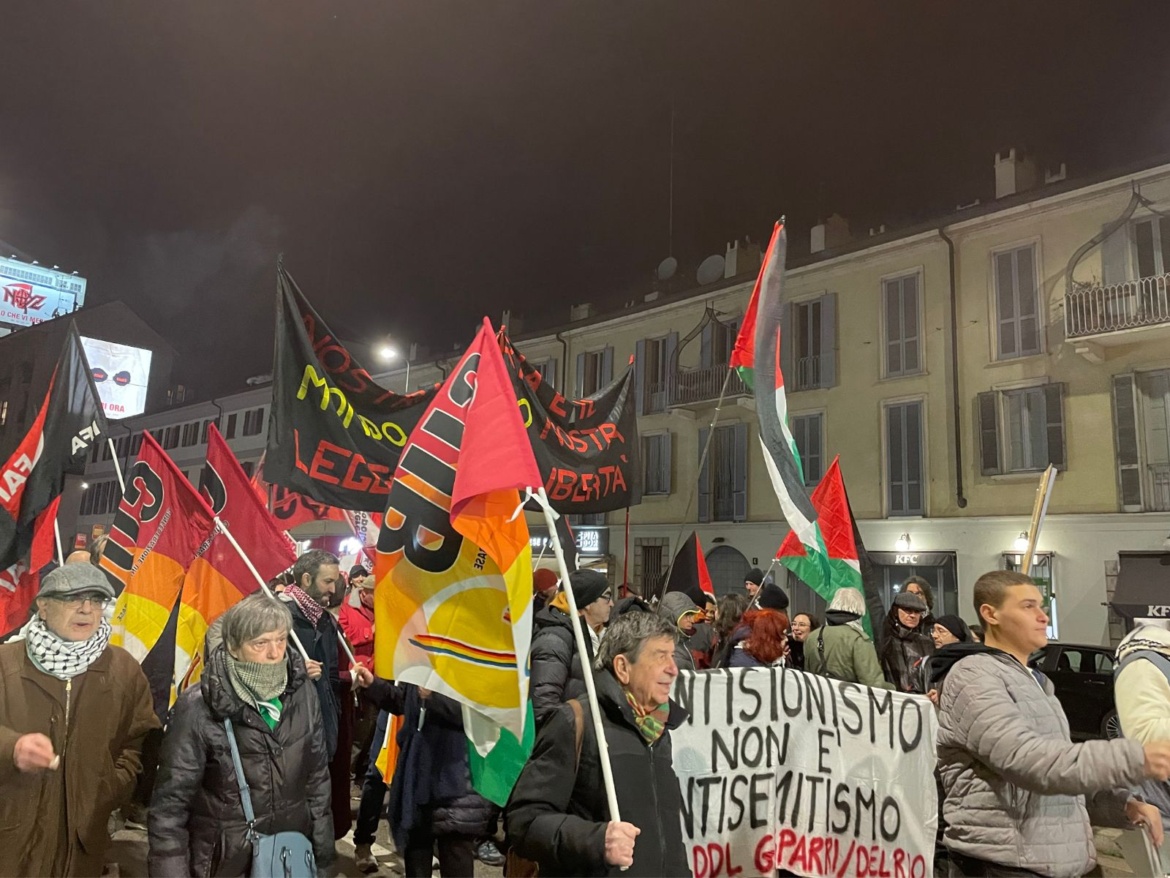 Il corteo per piazza Fontana, 56 anni dopo - CUB
